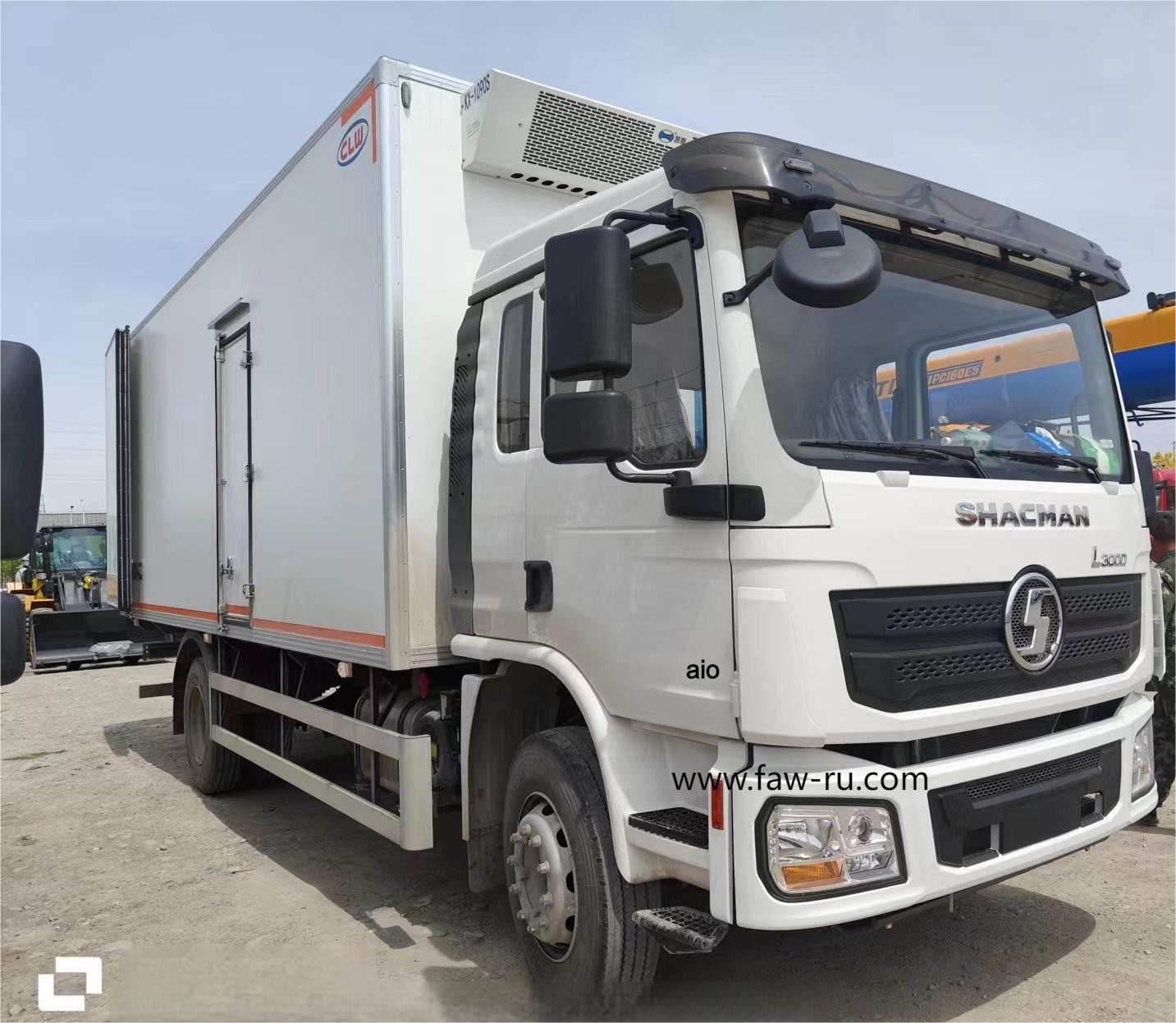 SHACMAN Рефрижератор L3000 9Т